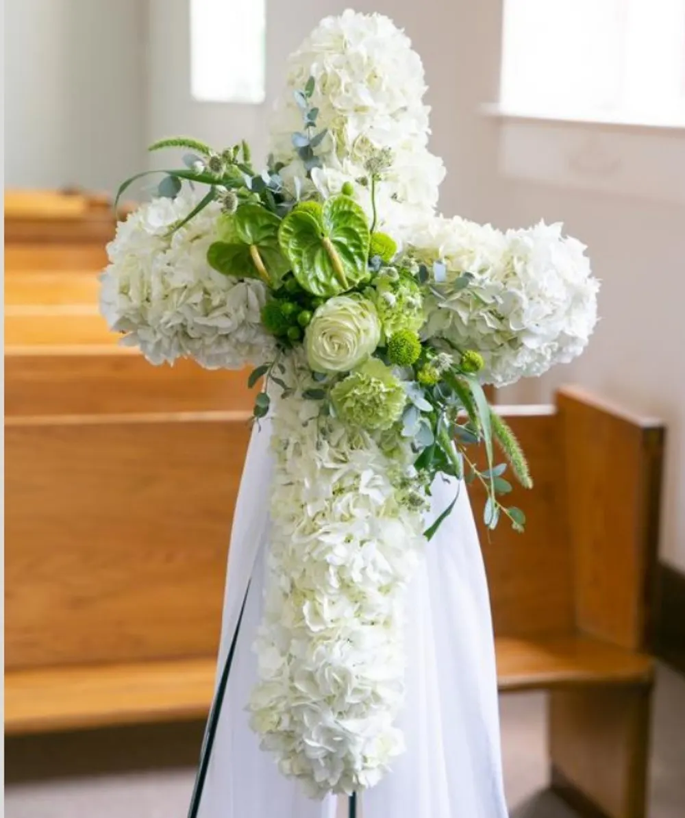 Elegant White Cross | Flowers by Leslie NH